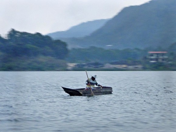 Boats of Guatemala: Lake Atitlan Cayucos | Marginalia