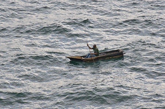 Boats of Guatemala: Lake Atitlan Cayucos | Marginalia